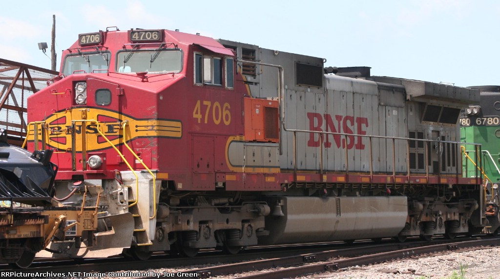 BNSF 4706